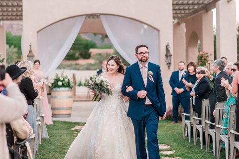 Joe & Laura | Two Rivers Winery Wedding | Amanda Matilda Photography